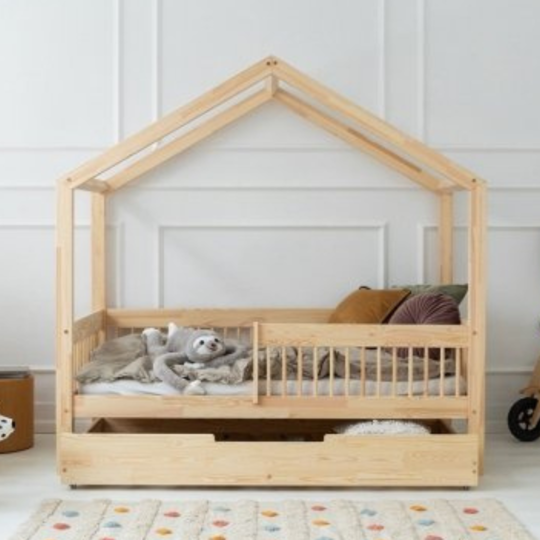 Grand lit cabane avec barrière 140x200cm – Love Mama